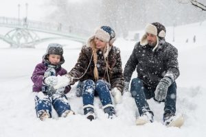 Aktivitäten für Kinder im Winter - über 100 tolle Ideen - Easy Family